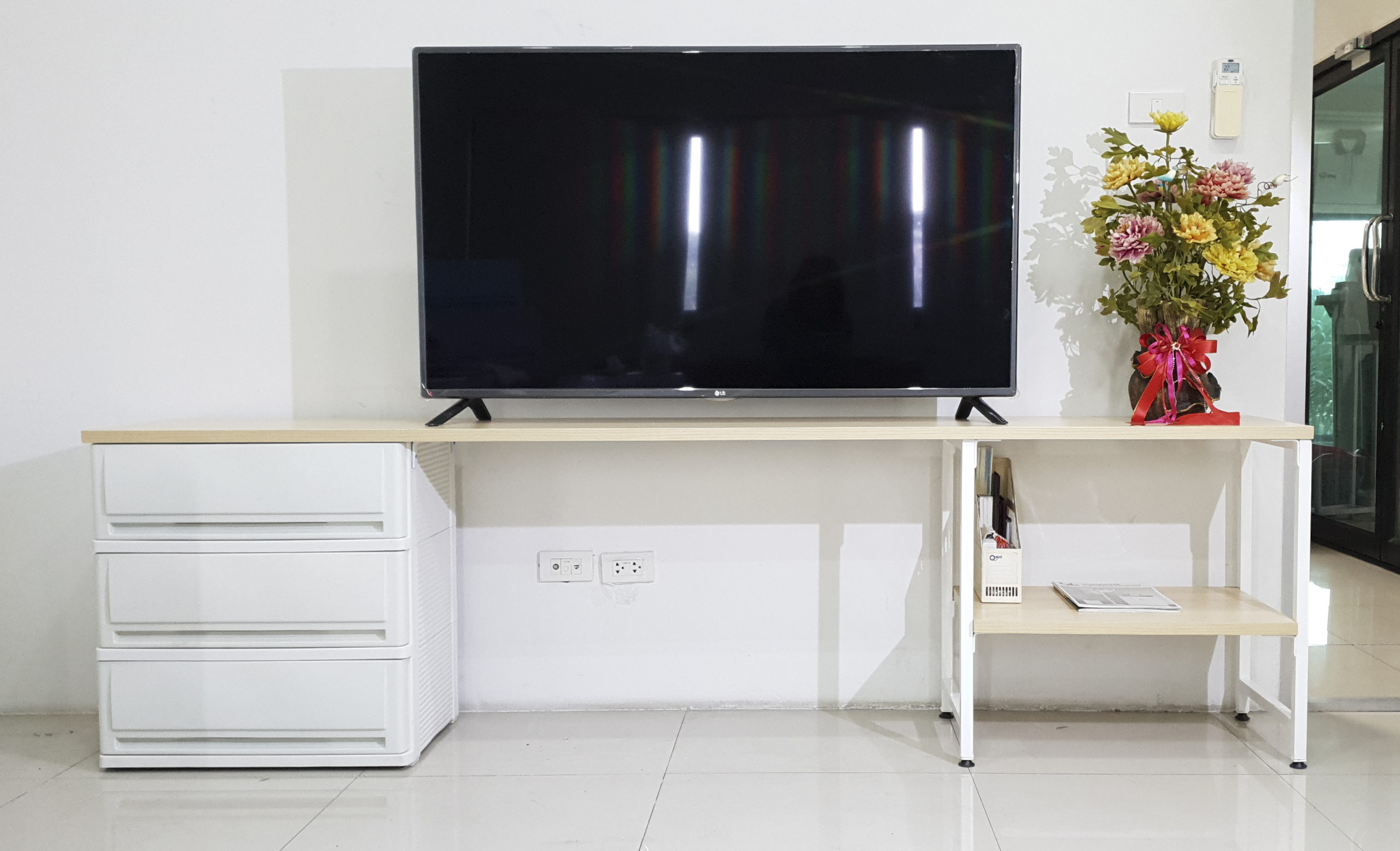 โต๊ะ SUMO Desktop ขนาด 3X40x240 - UP